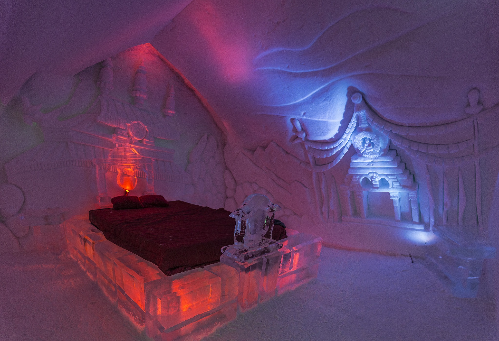 Une visite magique à l’Hôtel de Glace de Québec | Expérience Transat ...