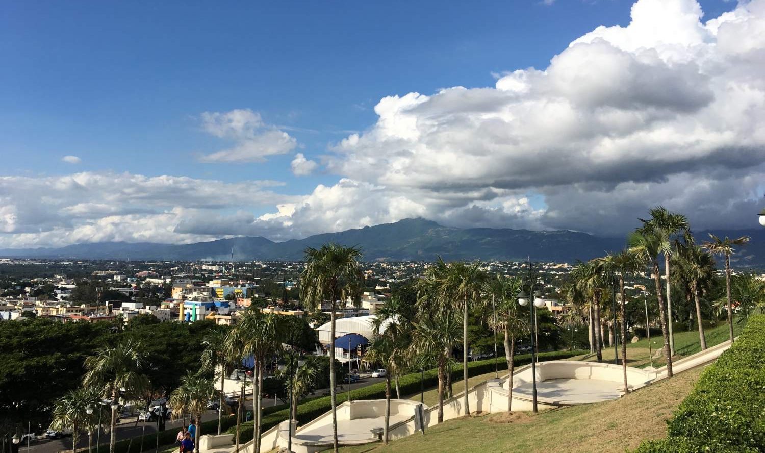 Hiking in the Dominican Republic's mountains | Experience Transat