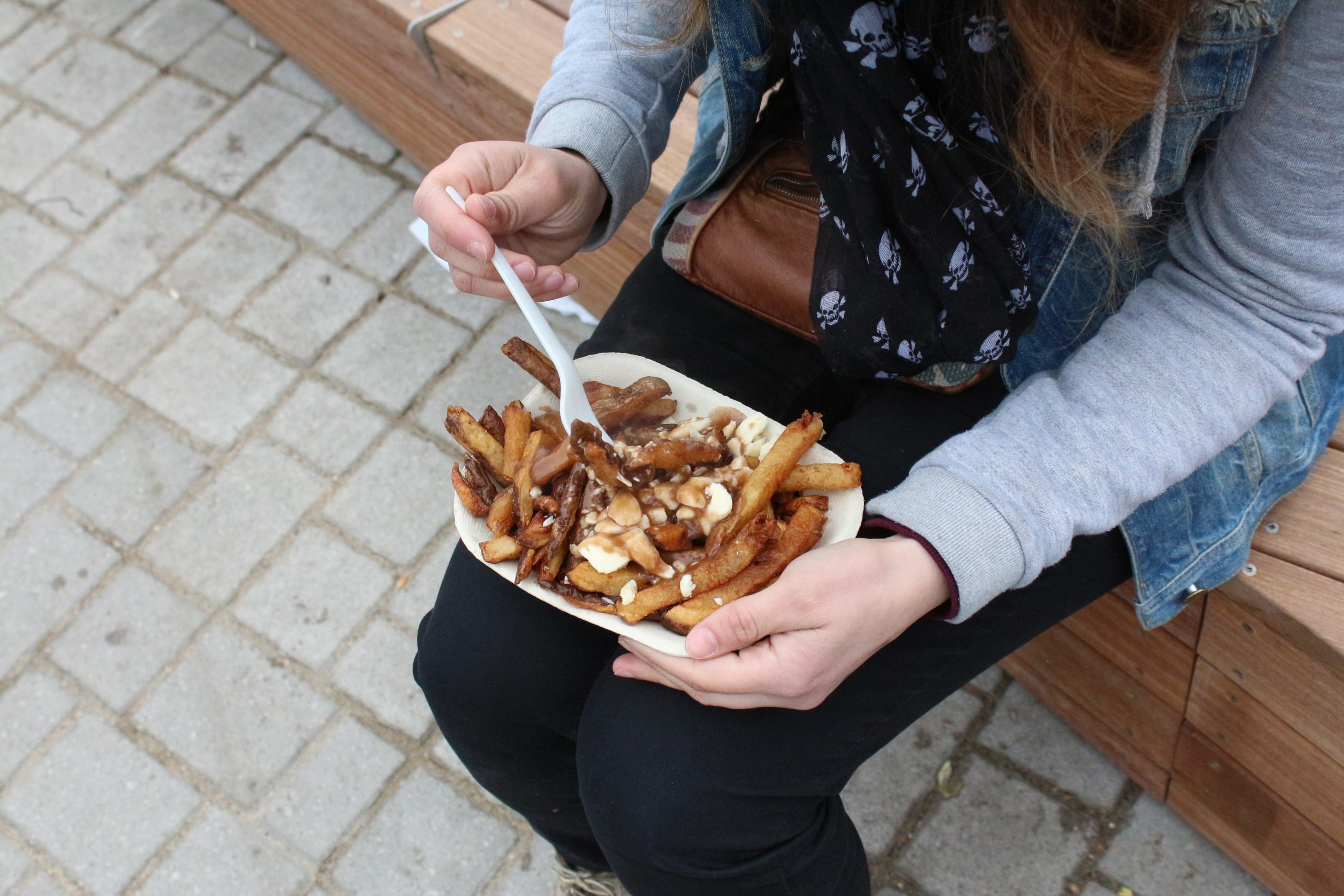 Où manger une poutine à Montréal | #ExperienceTransat
