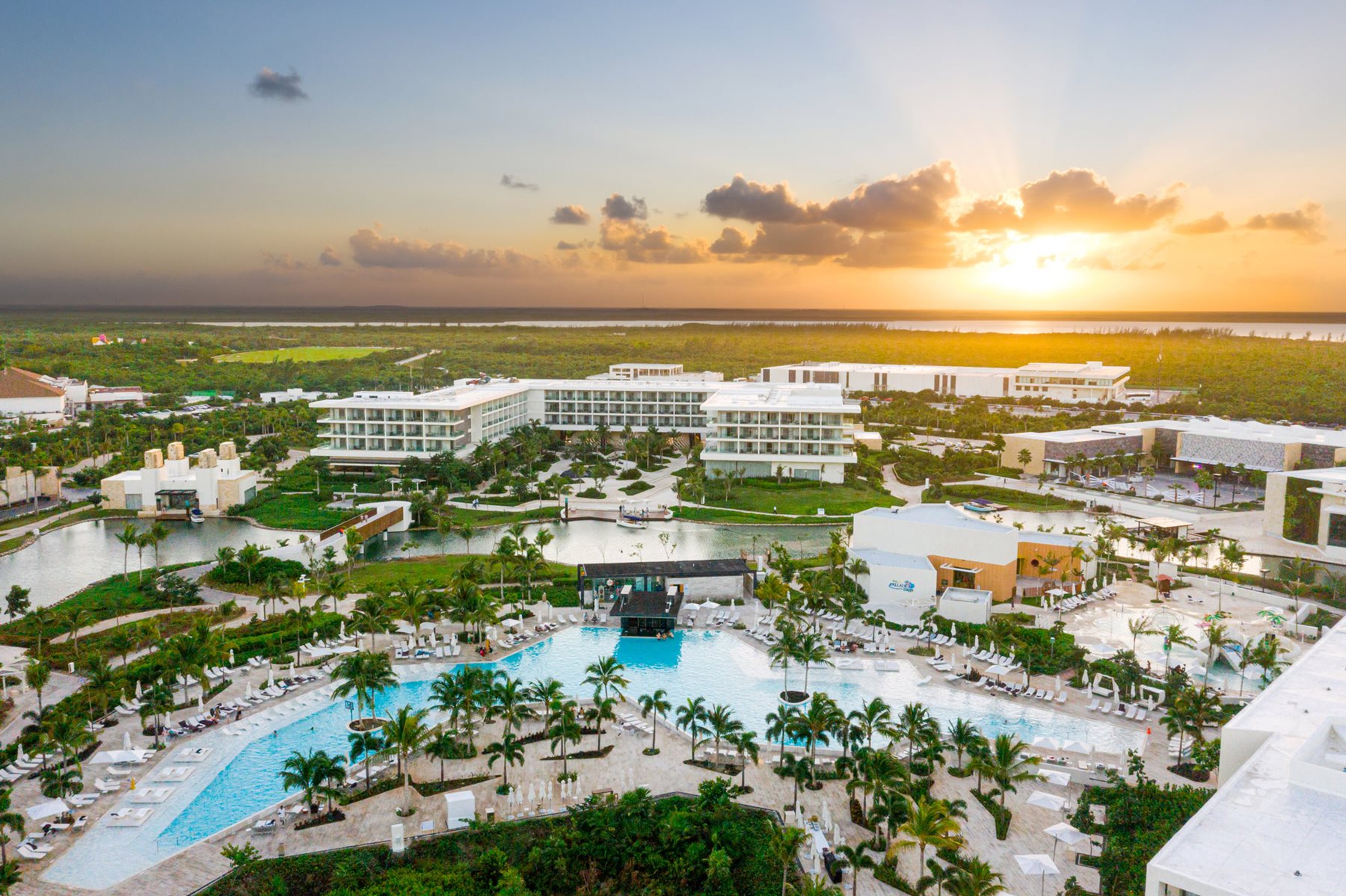 Family Resorts Grand Palladium with Transat | #ExperienceTransat