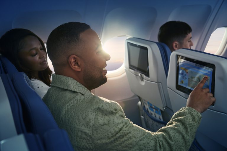 2026 Air Transat Review In-Flight Experience | #ExperienceTransat