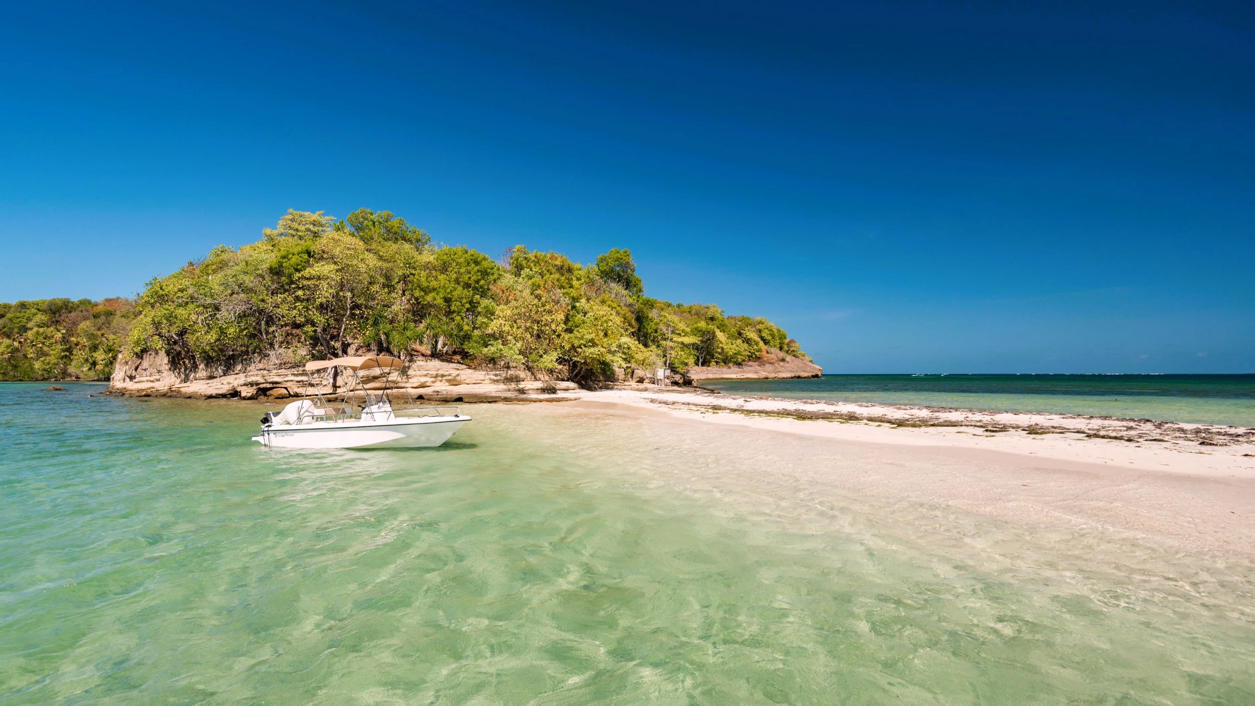 13 Dreamy Martinique Beaches | #ExperienceTransat