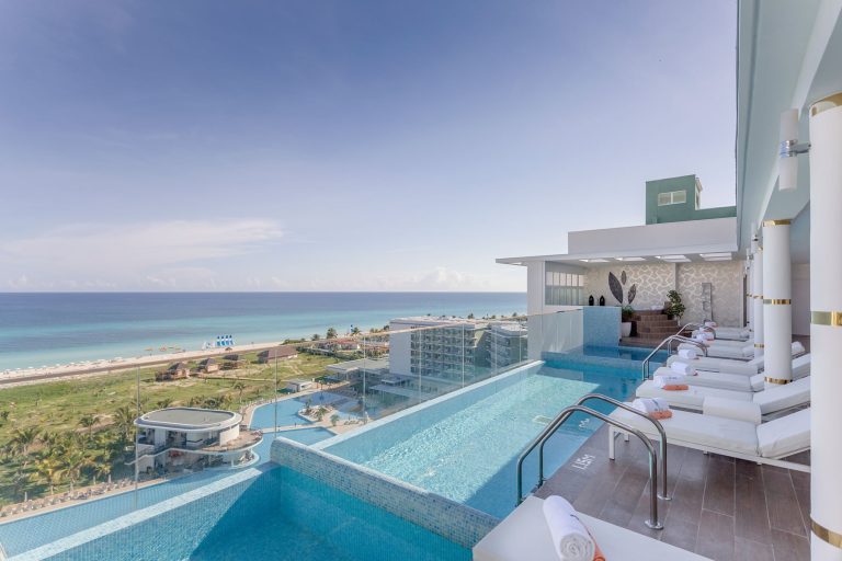 Transat's Long Stay Packages: 2026 Guide | #ExperienceTransat
