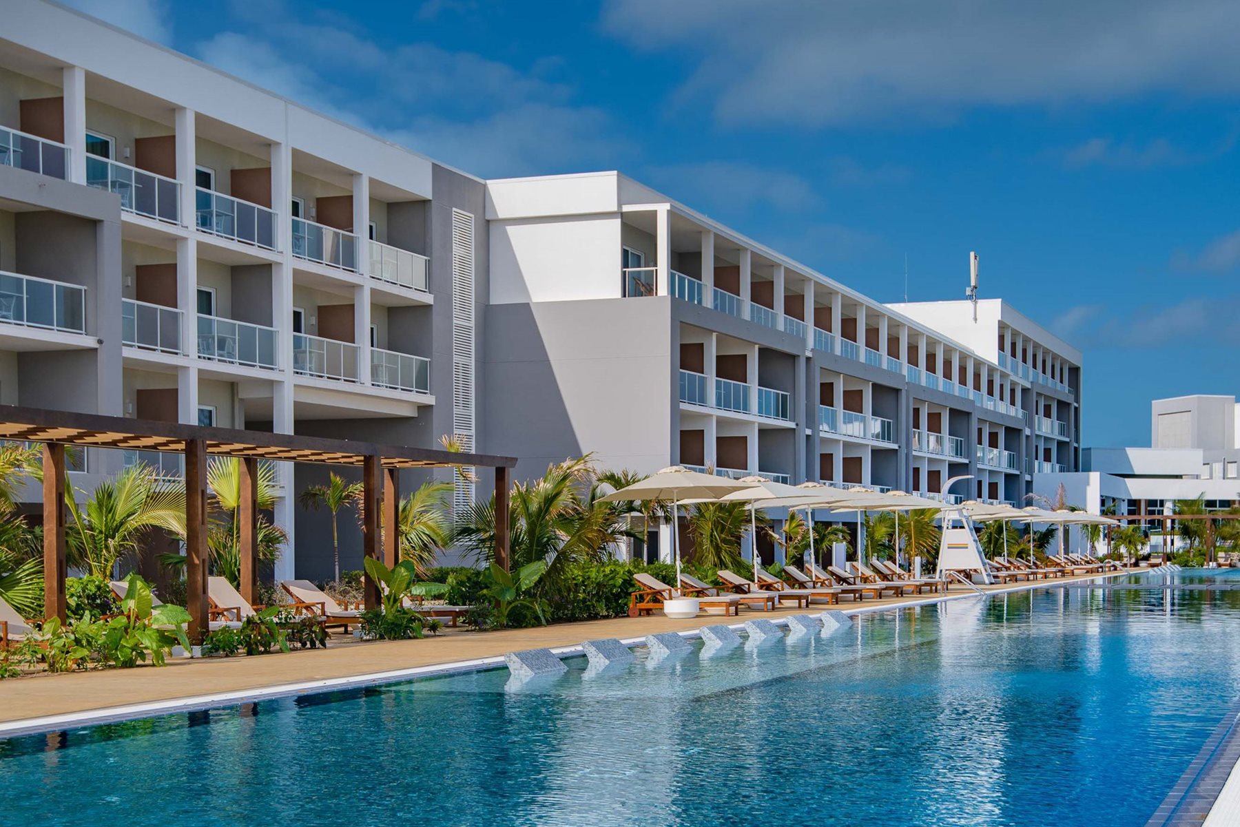 All-Inclusive Resorts for Solo Travel in 2026 | #ExperienceTransat